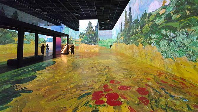 Christie DWU1075-GS Projector: Elevating Professional AV Environments ...